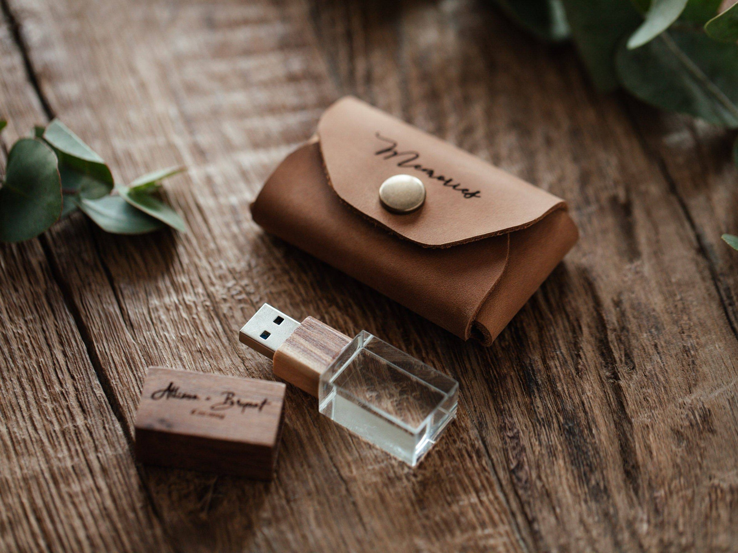 Leather USB Flash Drive Envelope with Personalized Engraving | NZHANDICRAFT